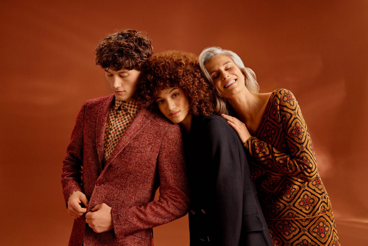 SALLYHATESWING - Photography / Video